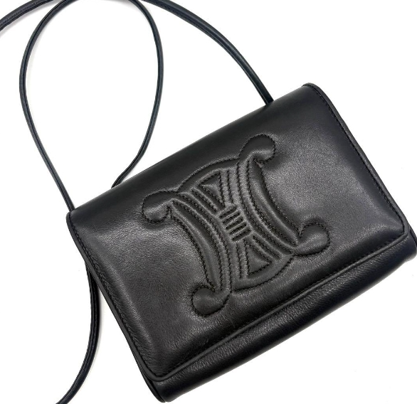 【美品】CELINE セリーヌ ショルダーバッグ トリオンフ ポシェット 黒