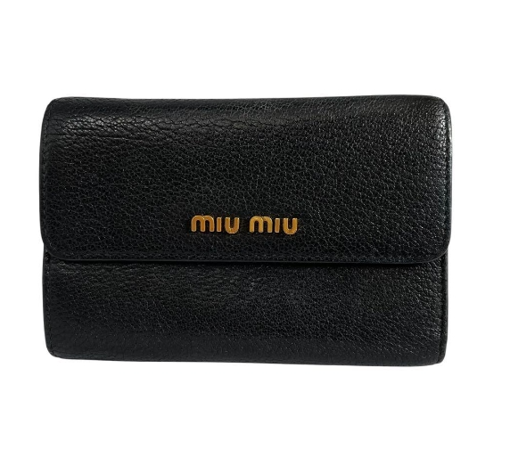 極美 ミュウミュウ 三つ折り財布 マドラス ロゴ金具 マルチカラー ブラック