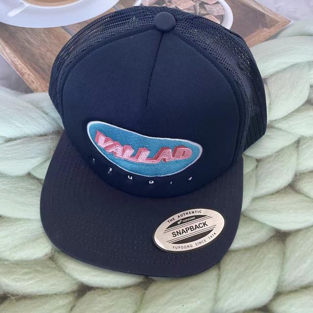 VALLAD STUDIOメッシュキャップ