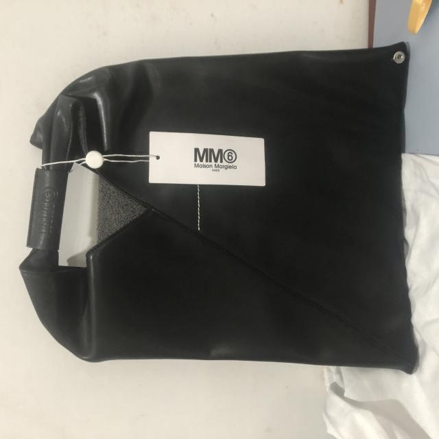 ☆大人気☆ MM6 Maison Margielaトートバッグ ブラック