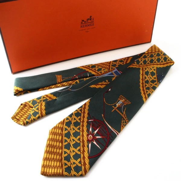 【未使用】 HERMES エルメス ネクタイ 総柄 シルク100% グリーン×ゴールド系 フランス製