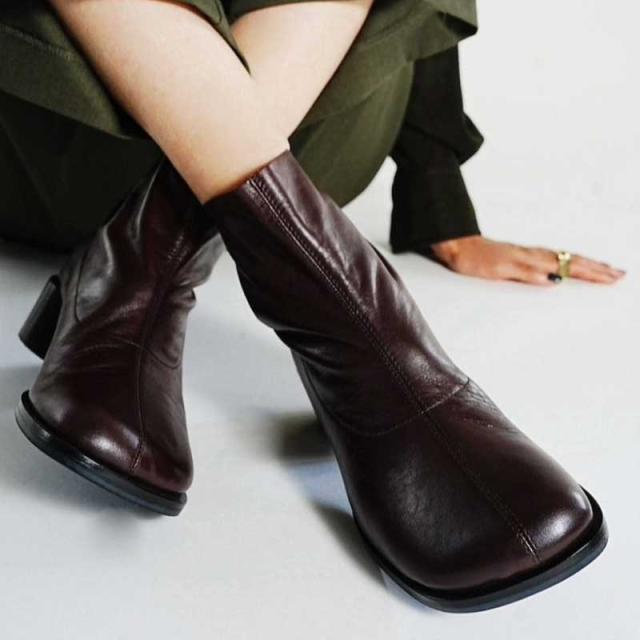 yuko imanishi ＋ ユーコ イマニシ＋ ZEKI 747042 ダークブラウン バックジップブーツ  4.5cmヒール ショートブーツ  「靴」