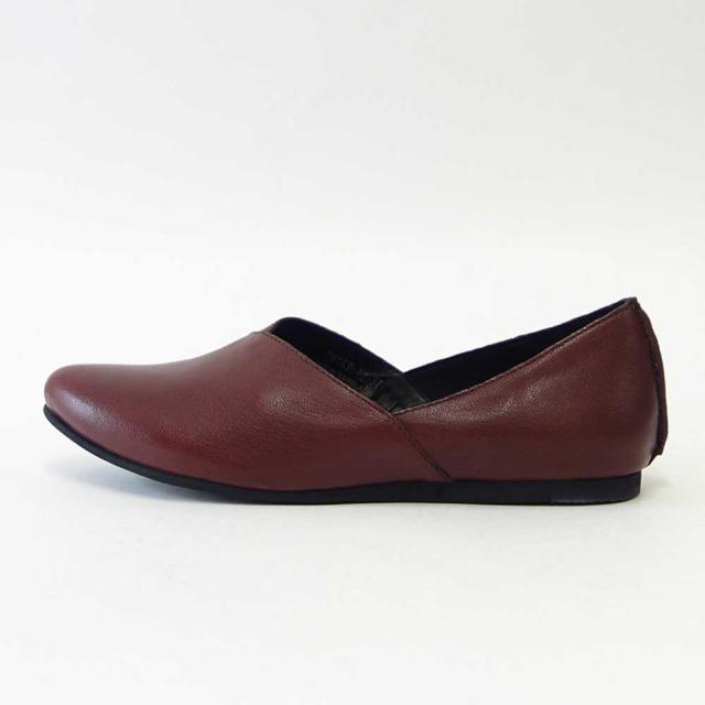 【SALE】 ユーコ イマニシ yuko imanishi +   76149 レッドブラウン 甲深 Vカット フラット スリッポンシューズ  展開サイズ 23cm 23.5cm 24cm「靴」