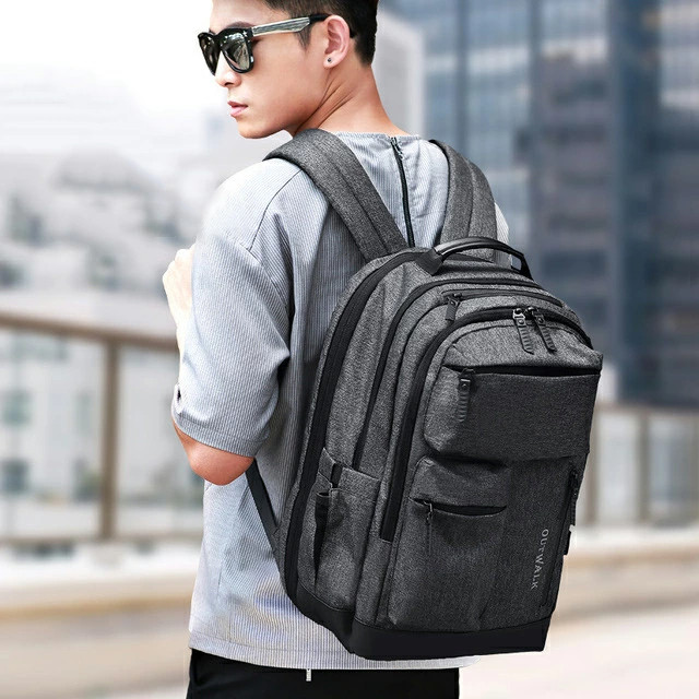 リュックサック 大容量 リュック メンズ パソコンリュック 15.6 PCバッグ a4 カバン 大きめ カジュアル バックパック 登山 旅行バッグ 通学 出張 アウトドア リュックサック 多機能通気性 A4収納多ポケット アウトドア旅行