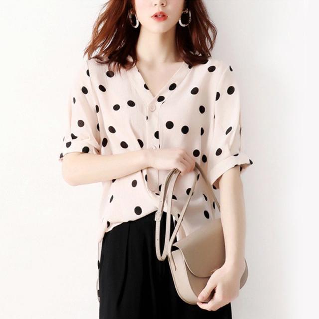ブラウス レディース きれいめ 40代 春夏 上品 vネックブラウス オシャレ シャツ シフォントップス 半袖 ドット柄 韓国風 トップス 大きいサイズ 大人 2色