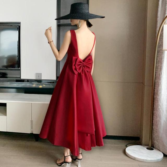 ウエディングドレス 二次会 スクエアネック ノースリブ 背空き