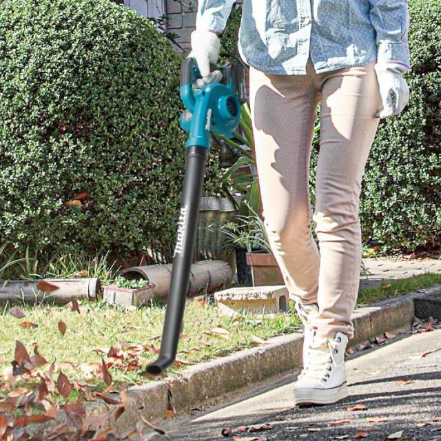 マキタ UB186DRF 充電式ブロワ 18V(バッテリBL1830B(3.0Ah)×1本・充電器DC18RF)makita[UB186DRF] 返品種別B