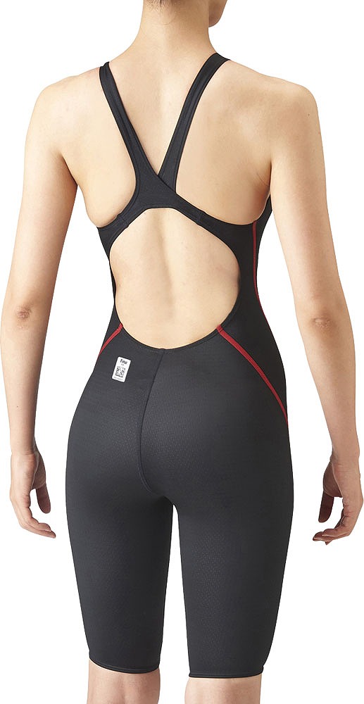 アリーナ 女性用 競泳水着 ハーフスパッツ（ブラック/レッド・サイズ