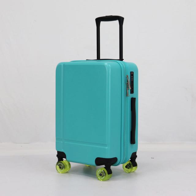 一六八(イロハ) UP TOURRER カラーフット拡張キャリーケース(ブルー・Sサイズ・19インチ) 機内持ち込みサイズ UT103-2-BLS返品種別B