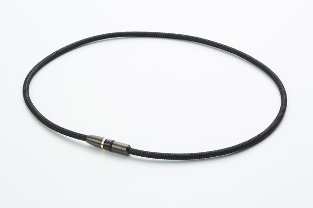 ファイテン RAKUWAネック　磁気チタンネックレス　BULLET（ブラック/メタリックブラック）［サイズ：50cm］ 0219TG805053返品種別A