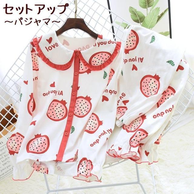 パジャマ ルームウェア 上下セット セットアップ レディース 長袖 長ズボン ウエストゴム ボタン プリント 襟付き フリル かわいい リラックス