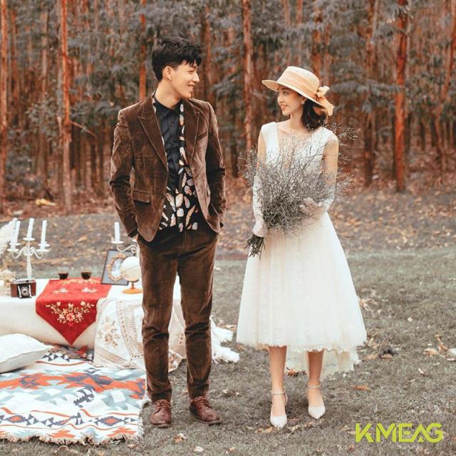 ウェディングドレス 二次会 花嫁 結婚式 披露宴 ミモレ丈ドレス チュールスカート 白ワンピース 前ミニ丈 vネック ブライダル 撮影 後撮り ワンピース 可愛い 白