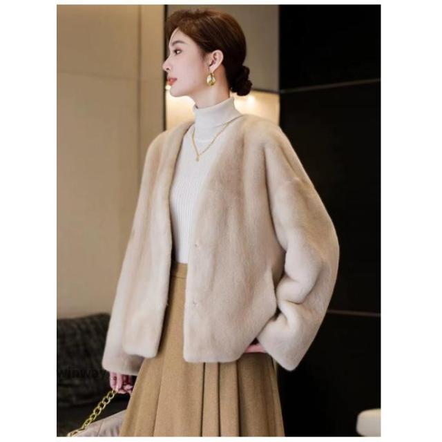 ファーコート 毛皮コート レディース ノーカラー Vネック ファー フェイクファーコート もこもこ ショート 暖かい アウター ショートコート 秋冬