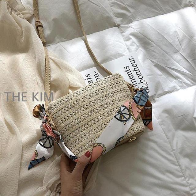 かごバッグ レディース トートバッグ 麦わらバッグ ピクニック 海 ビーチ 夏バッグ 麦わらバッグ 軽量 かわいい 草編みバッグ　オシャレ