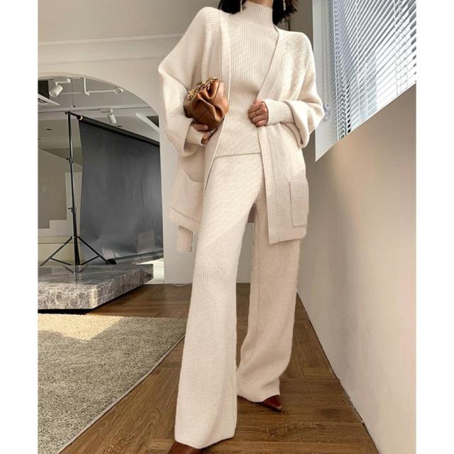 セットアップニット3点セットアンサンブル