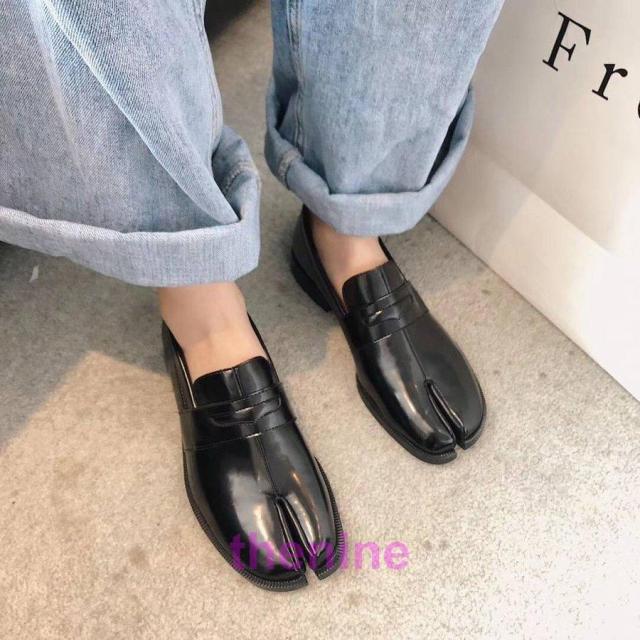 おしゃれ 足袋 シューズ レディース フラット ぺたんこ ローファー 黒 無地 PU レザー レースアップ 光沢 ペタンコ靴 ローヒール トレンド カジュアル