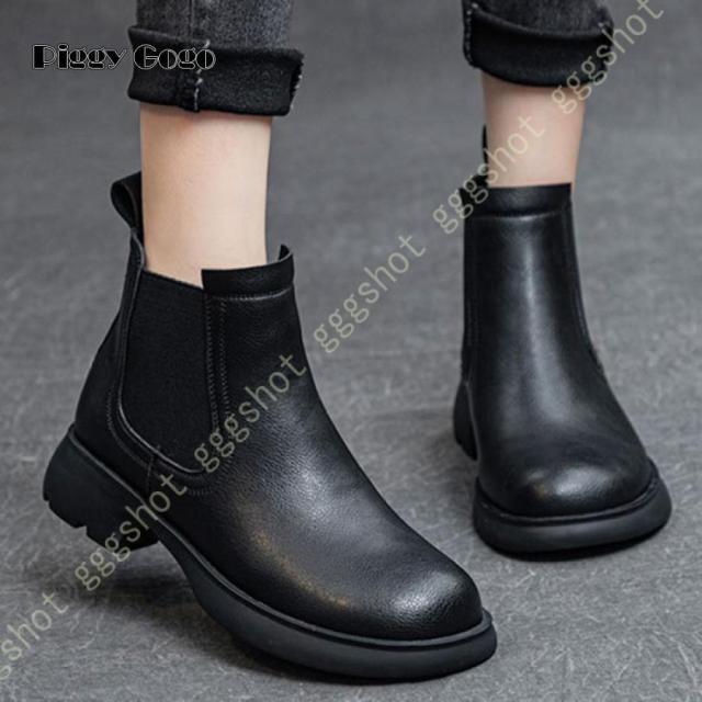 ショートブーツ レディース サイドゴアブーツ ショート 太めヒール サイドゴア 厚底 歩きやすい ブーティ 革 軽い 幅広 甲高 疲れない 足が痛くならない 靴