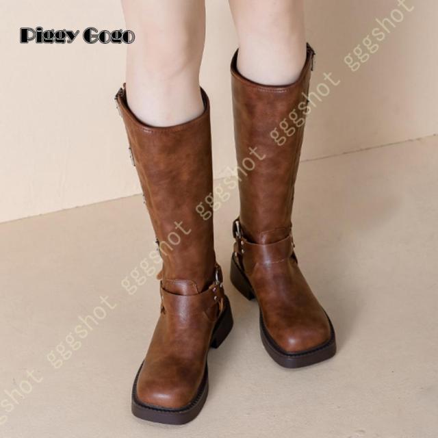 ウエスタンブーツ ロングブーツ レディース ポインテッドトゥ 大きいサイズ 膝下 ベルト付き 美脚 太ヒール ジョッキーブーツ 着痩せ 厚底 チャンキーヒール