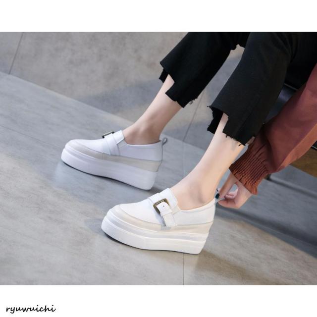 スリッポン レディース スニーカー 本革 厚底 歩きやすい おしゃれ スリッポンスニーカー 軽量 フラットシューズ 厚底スリッポン ローファー 履きやすい