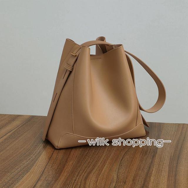 本革　トートバッグ　レディース　レザーバッグ　ショルダーバッグ 革バッグ　かばん　通勤 通学　大人　20代30代40代50代