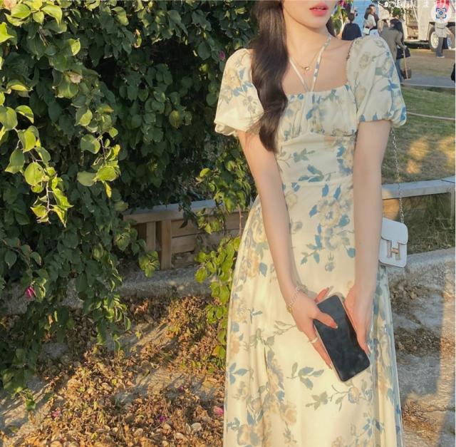 ロング ワンピース 送料無料 個性 半袖 ミモレ スリット Aライン フレア パフスリーブ 花柄 かわいい 大人可愛い きれいめ シンプル おしゃれ カジュアル レディース こなれ感 抜け感 とろみ感 ガーリー 存在感 主役級 ママ 学生 OL_