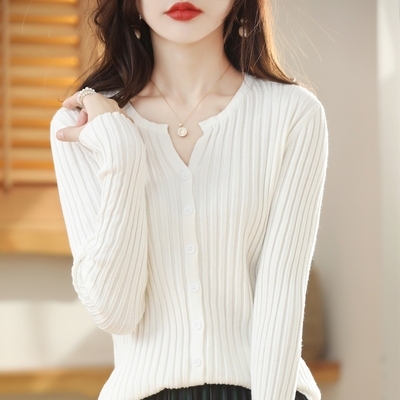 トップス リブニット 送料無料 個性 セーター 長袖 ラウンドネック 細身 タイト ボタン 大人可愛い きれいめ 上品 シンプル カジュアル おしゃれ 主役級 存在感 こなれ感 とろみ感 抜け感 ガーリー 秋 レトロ レディース 学生 OL ママ