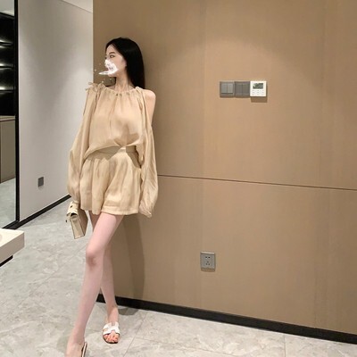 セットアップ ショートパンツ ショート丈 ラグランスリーブ ホルターネック ストラップレス 軽い ウエストリボン ウエストゴム 通気性 柔らかい 綿 薄手 コットン その他素材 ツーピース 可愛い きれいめ お洒落 ラフ キュート ルーズ クール セクシー 無地 夏 誕生日 10代