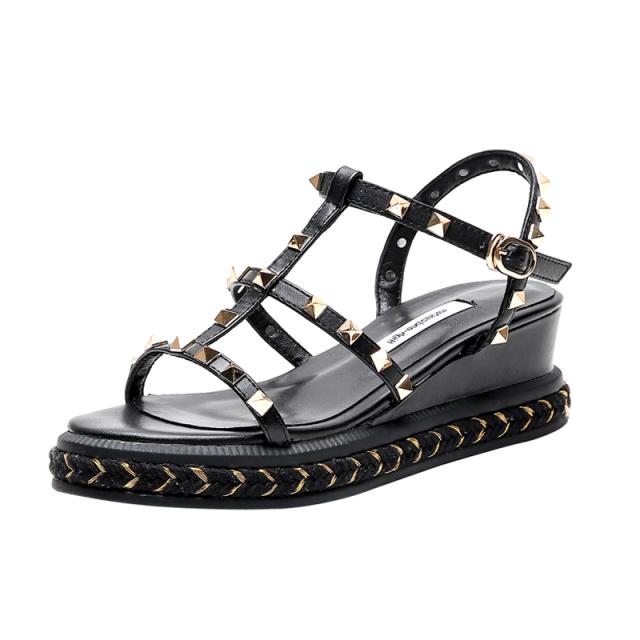 靴 サンダル スタッズサンダル お出かけ カジュアル 上品 おしゃれ 大人女子 クール かっこいい デート リゾート 女子会 パーティ 20代 30代 40代 きれい クール 美脚 夏 21.0cm 21.5cm 22.0cm 22.5cm 23.0cm 23.5cm 24.0cm 24.5cm 25.0cm 25.5cm ベージュブラック