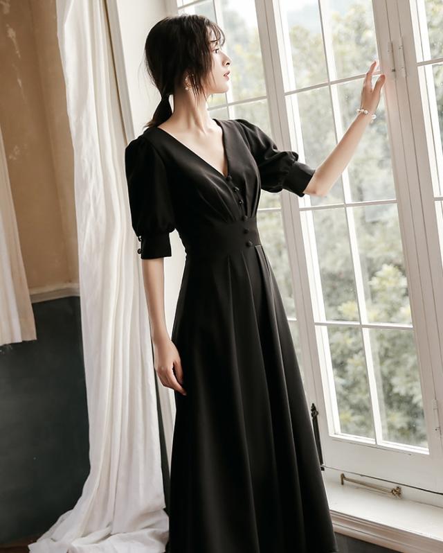 Vネックミモレ丈ワンピ ワンピース フレアワンピース ミモレ ミモレ丈