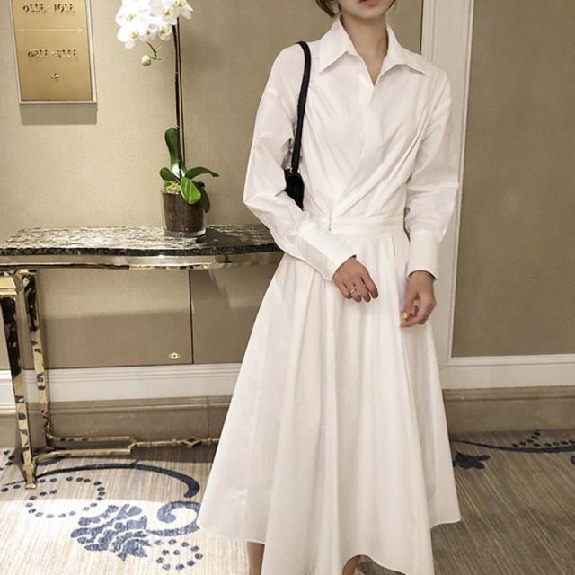 レディースシャツワンピース 長袖 膝下丈 ミドル丈 無地 ウエストマーク フレアスカート Aライン ドレス 春 秋 大人可愛い きれいめ シンプル 上品 おしゃれ お洒落 大人女子 エレガント 存在感 主役級 フォーマル パーティー イベント 二次会 リゾート バカンス お出かけ デ