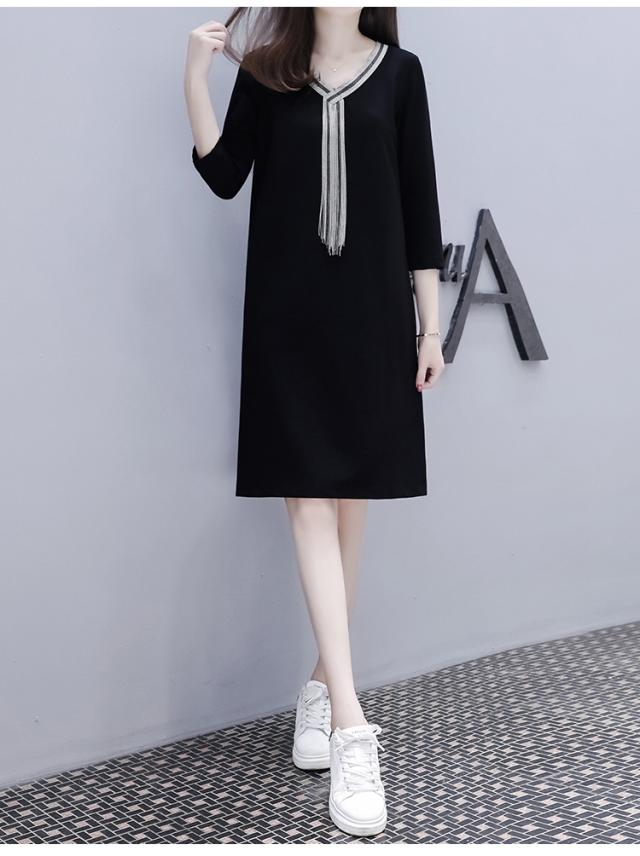 レディースワンピース 七分袖 Vネック 膝丈 ひざ丈 Aライン 薄手 春 秋 大人可愛い きれいめ シンプル おしゃれ お洒落 大人女子 通学 学生 大学生 キャンパスコーデ お出かけ 休日 デート 女子会 旅行 普段使い 大きめサイズ プラスサイズ 色 ブラック サイズ展開 S M L 2XL