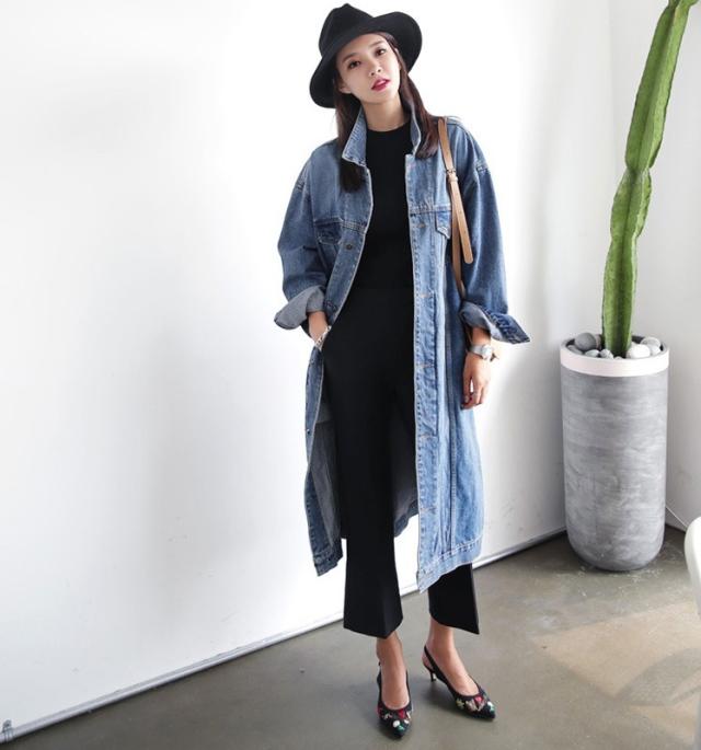 デニムロングジャケット アウター Gジャン コート レディース 女性用 襟付き ポケット付き 長袖 袖あり オーバーサイズ ルーズ 大きめ カジュアル ナチュラル フロントボタン シングルブレスト ドロップショルダー おしゃれ お出かけ デート 旅行 休日 トレンド 人気