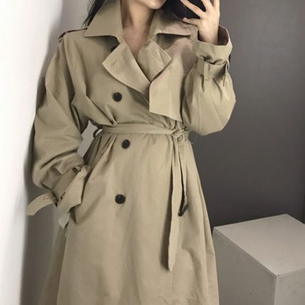 ロングトレンチ コート レディース アウター コート ロング丈 長袖 Vネック Aライン ベルト ウエストマーク 前開き ポリエステル かわいい きれいめ シンプル カジュアル おしゃれ お洒落 大人 可愛い 女子 こなれ感 韓国 オルチャン 黒 カーキ 秋 冬 通学 通勤 デート