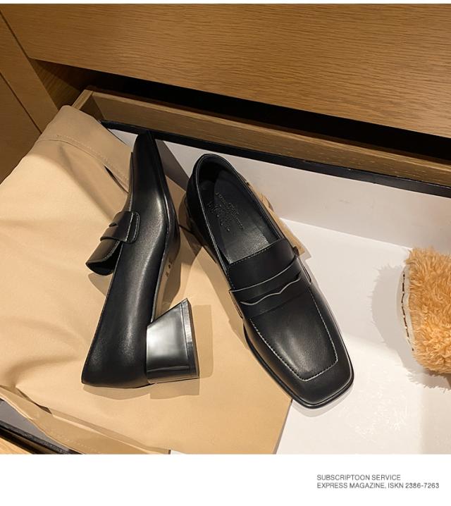 ローファー シューズ  ヒール スクエアトゥ レディース 黒 無地 韓国 PU 大人 可愛い きれいめ シンプル カジュアル オフィス ビジネス フォーマル 上品 お洒落 メンズライク マニッシュ プレッピー  春 秋 冬 OL 学生 通勤 通学 デート 定番 歩きやすい お出かけ 普段使い