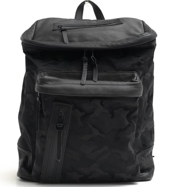 ○ディケード DECADE オイルドグローブカウレザー 牛革 リュック 迷彩・カモフラージュ柄 デイパック メンズ 【中古】 中古