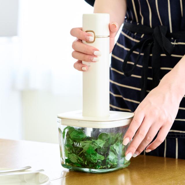 電動フードプロセッサー TINT EPEIOS コードレス （ エペイオス フードチョッパー ガラス製 調理家電 キッチン家電 ミンチ みじん切り 大根おろし 泡立て ホイップ コンパクト 料理家電 充電式 ）