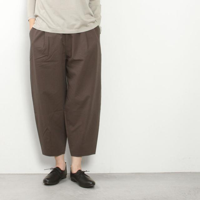 evam eva エヴァムエヴァ cotton cropped pants E253T064