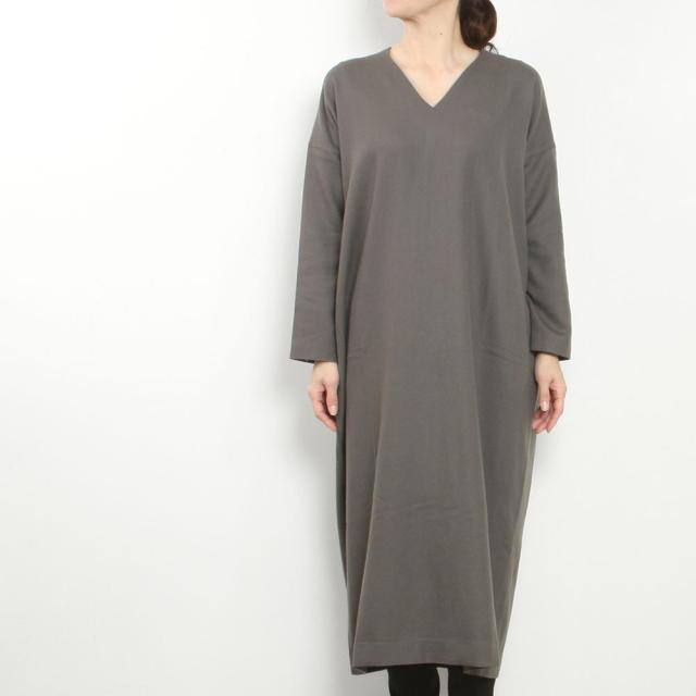 evam eva エヴァムエヴァ wool v neck one-piece E253T155