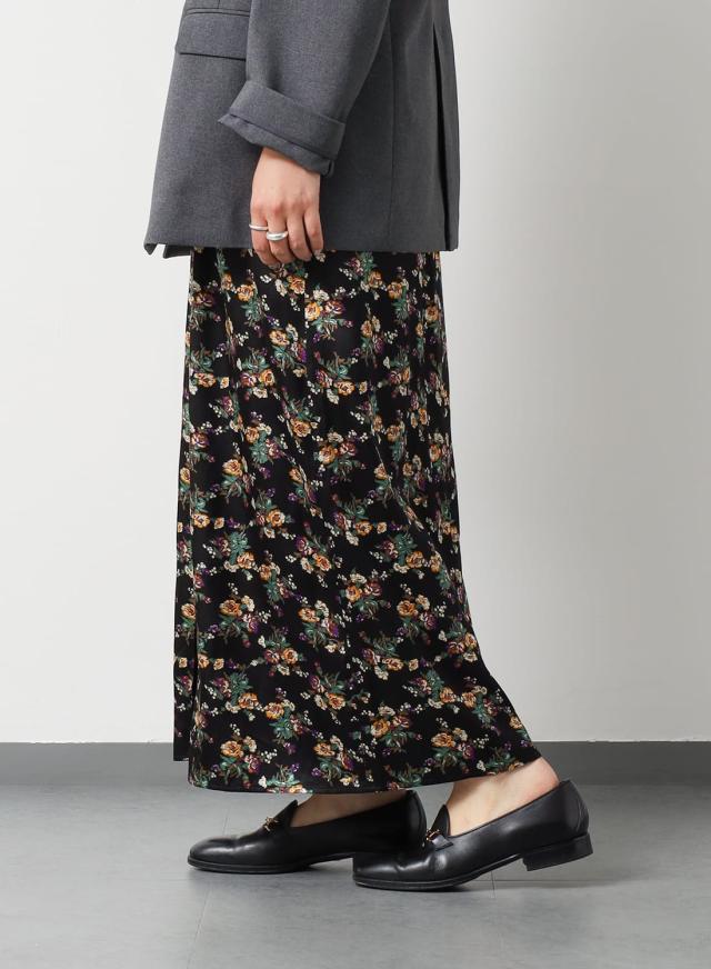 Shinzone(シンゾーン)/FLOWER BOUQUET PRINTTED SATIN SKIRT(フラワー