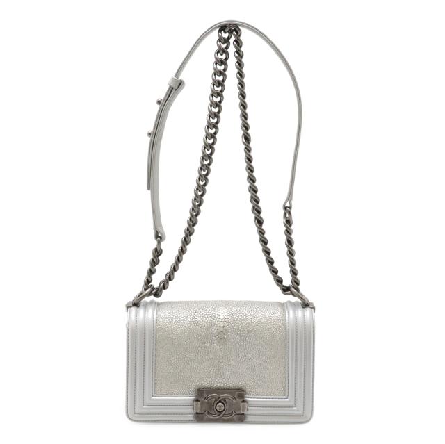 CHANEL シャネル ボーイシャネル ココマーク チェーンショルダー ショルダーバッグ ポシェット 斜め掛け ガルーシャ メタリックレザー シルバー