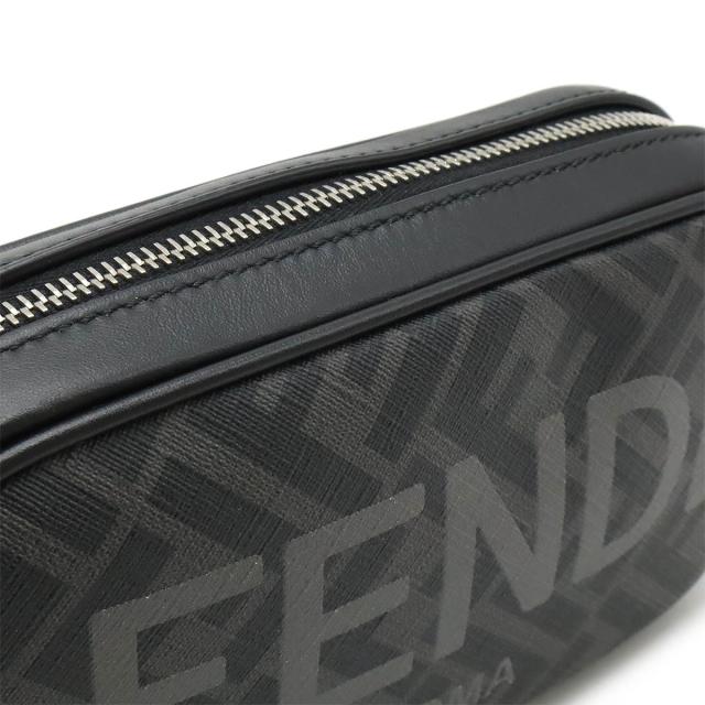 FENDI フェンディ ズッカ柄 カメラケース スモール ショルダーバッグ
