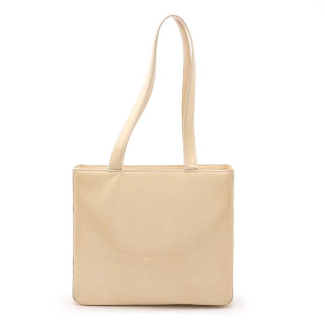 CHANEL シャネル ロゴ トートバッグ ショルダーバッグ セミショルダー 肩掛け エナメル パテントレザー ベージュ