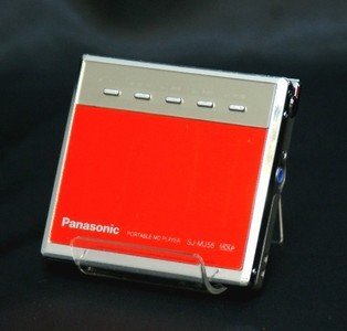 Panasonic SJ-MJ55-R ポータブルMDプレーヤー MDLP対応 レッド（MD再生専用機/MDウォ (中古品)