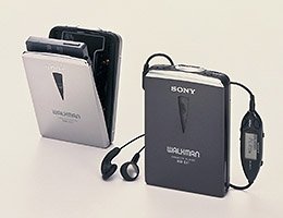 SONY ソニー 貴重な美品　WM-EX1 シルバー　カセットウォークマン（ポータブルカセットプレーヤー）　再生専用機(中古品)
