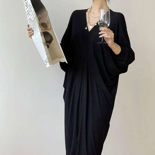 ドルマンスリーブ ドレープワンピース レディース ワンピース ワンピ 長袖 ドルマンスリーブ Vネック コクーン ドレープ かわいい 大人可愛い きれいめ 上品 おしゃれ こなれ感 とろみ感 抜け感 無地 春 夏 秋 冬 お出かけ パーティー イベント 体型カバー S M L XL ブラック