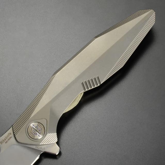 Zero Tolerance 折りたたみナイフ Original CF ライナーロック 0990