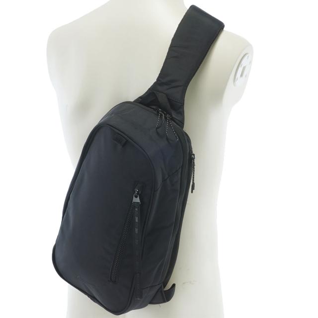 ナイキ　NIKE　NSW コミュート スリングバッグ