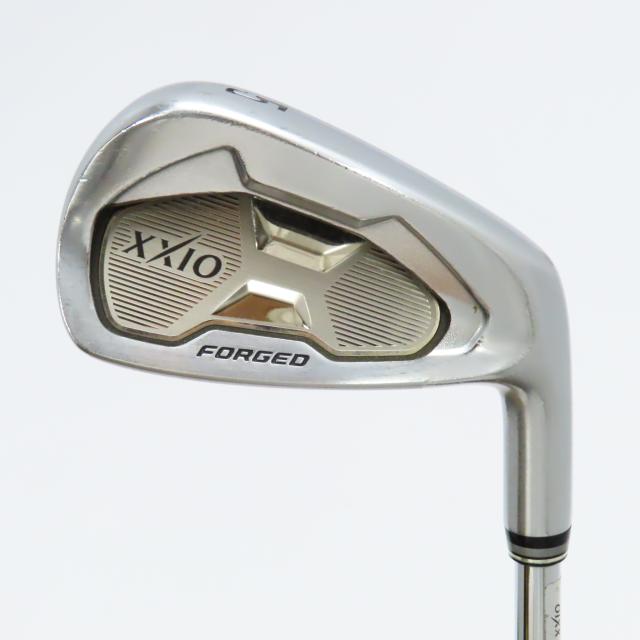 【中古ゴルフクラブ】ダンロップ　XXIO　ゼクシオ FORGED(2015) アイアン Dynamic Gold DST　シャフト：Dynamic Gold DST