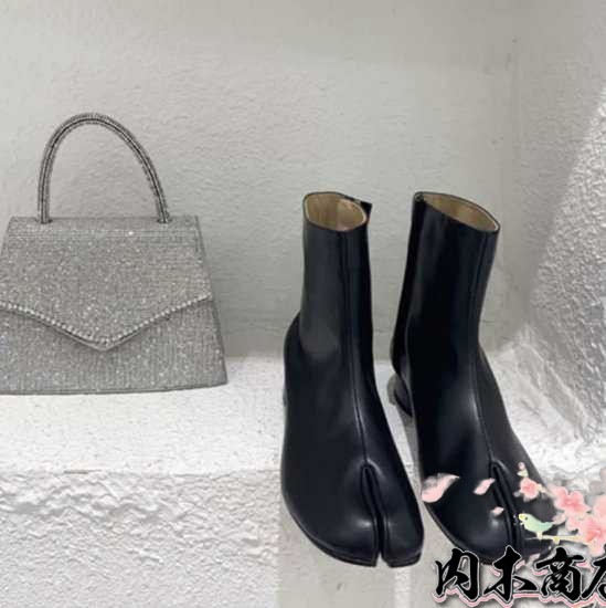 売れ筋アイテム 売上急増中 話題商品 靴 シューズ レディース 店長太鼓判 ショート ブーツ ローヒール 秋新作 足袋ブーツ ショートブーツ 大きいサイズ 在庫わずか 足袋 秋 太めヒール サイドホック 即納対応中 あったか