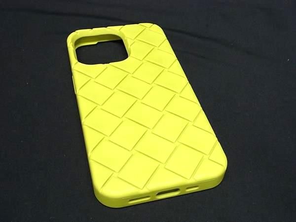 ■極美品■ BOTTEGA VENETA ボッテガヴェネタ ラバー iPhone13 Pro対応 アイフォンケース スマホケース ライトグリーン系 AT9110